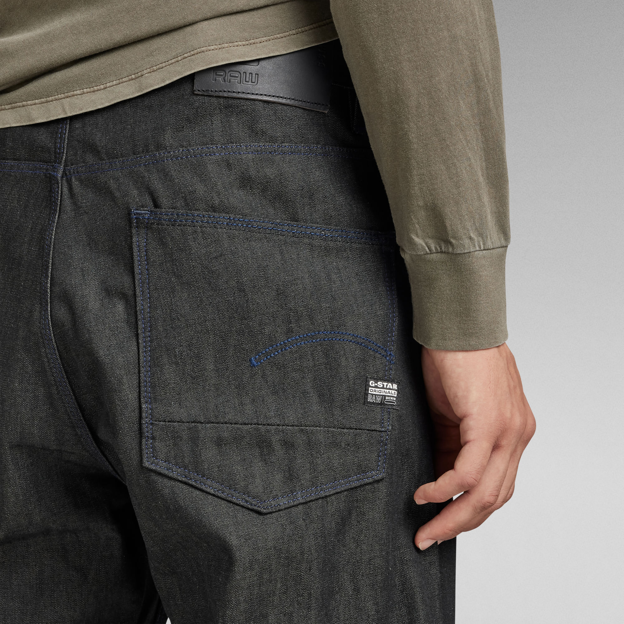 Grip 3D Relaxed Tapered Jeans | Black | G-Star RAW®