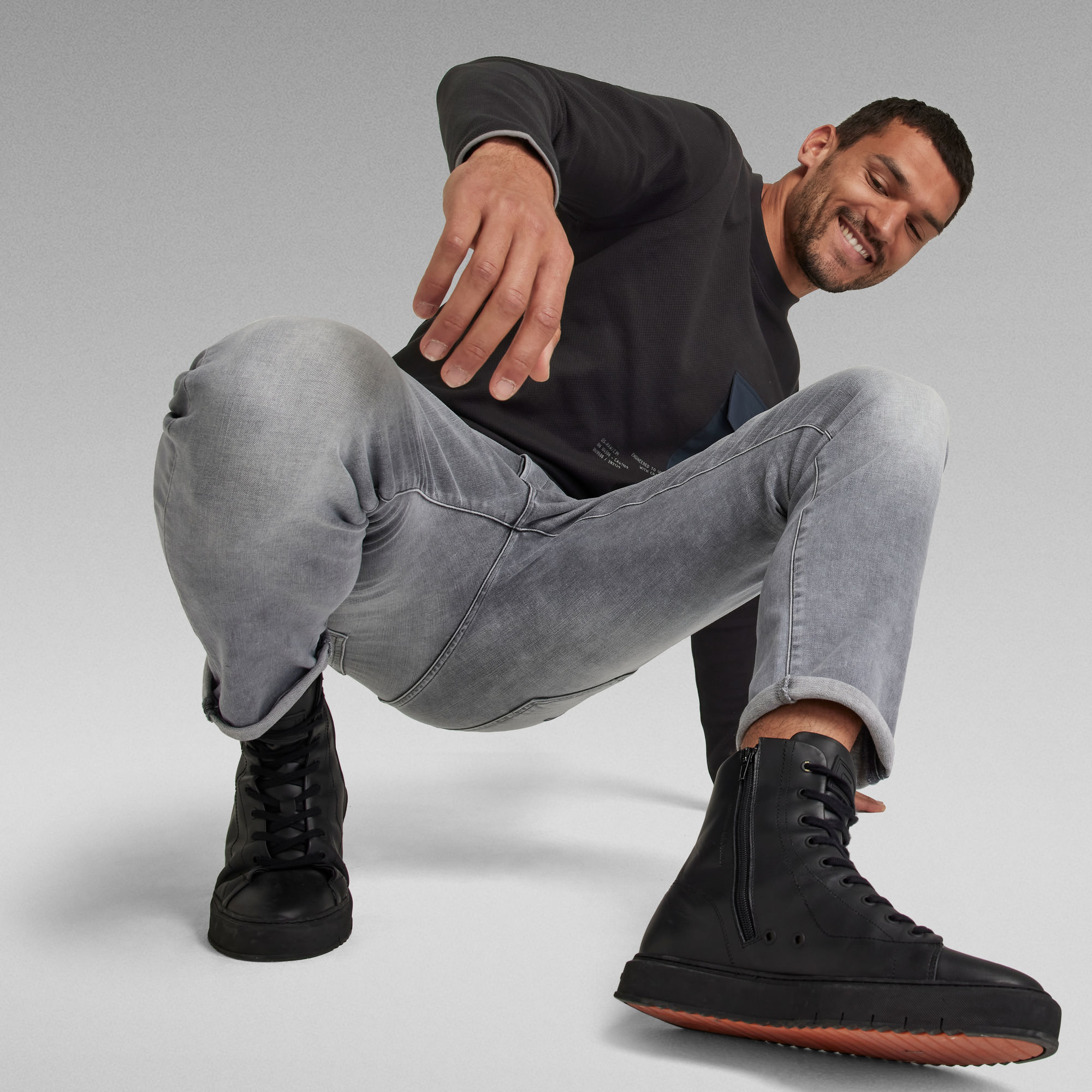 Lightweight Slanted Pocket Sweater | Men | Black | G-Star RAW®