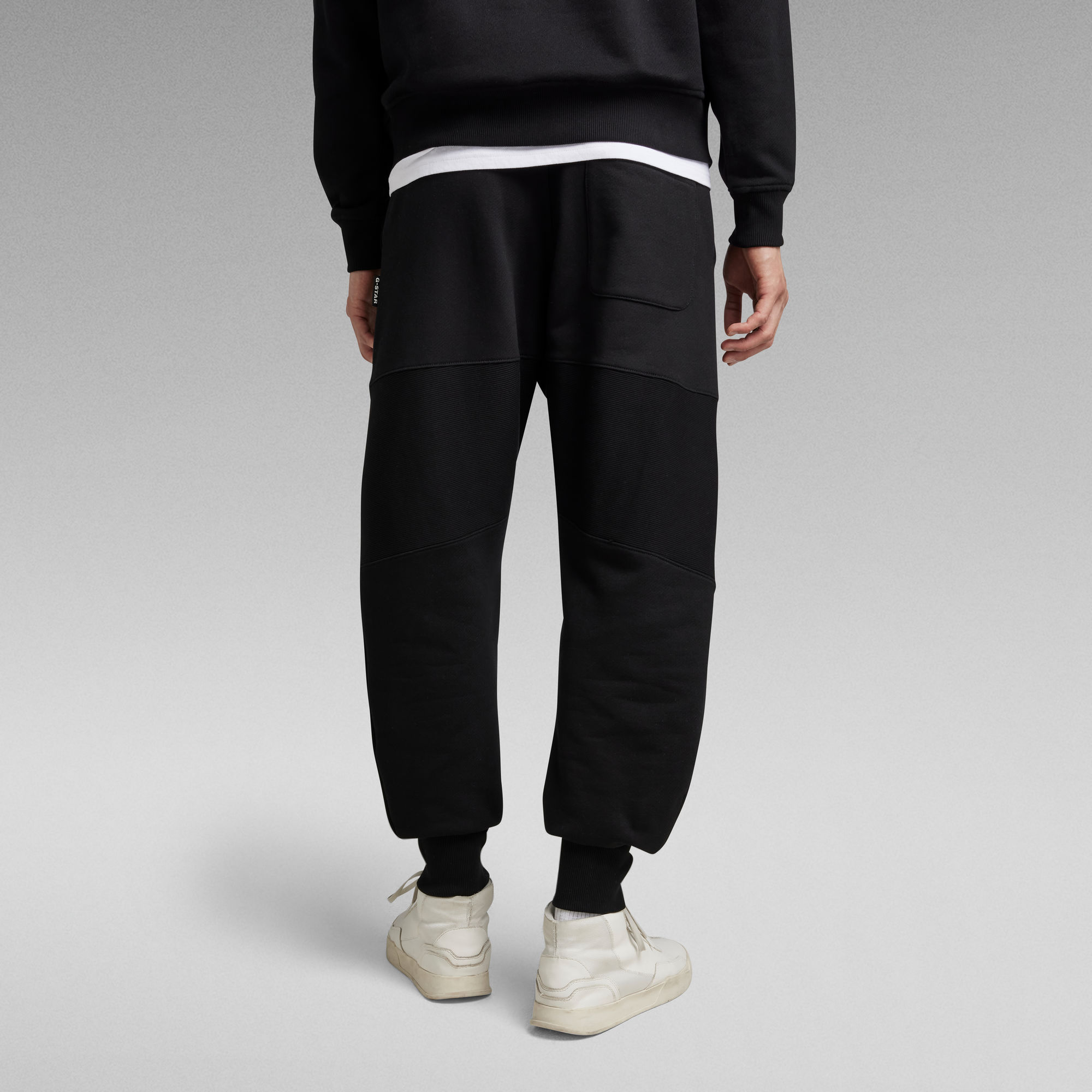 Moto Oversized Sweat Pants | Black | G-Star RAW®