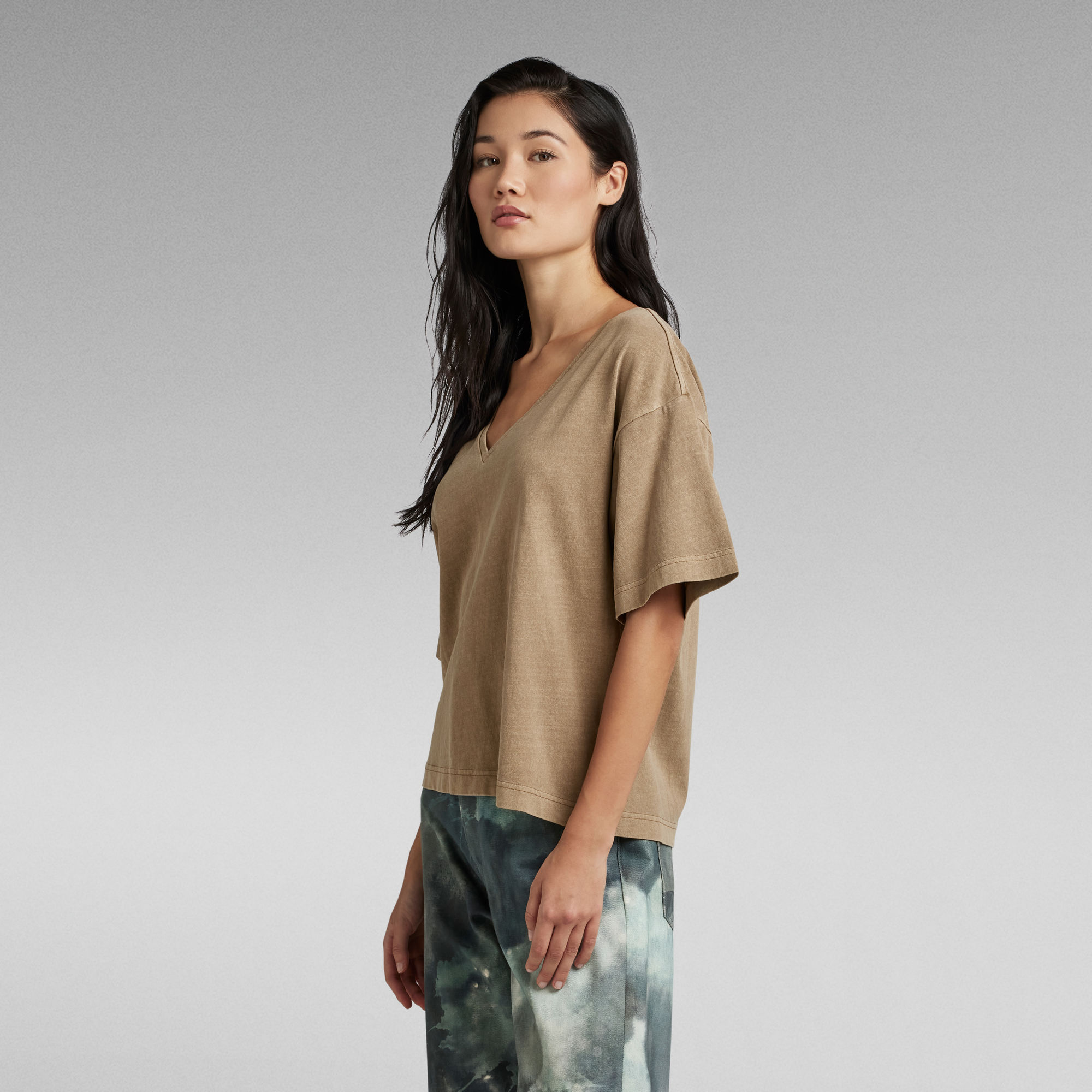 Overdyed Deep V-Neck Loose Top | Brown | G-Star RAW®