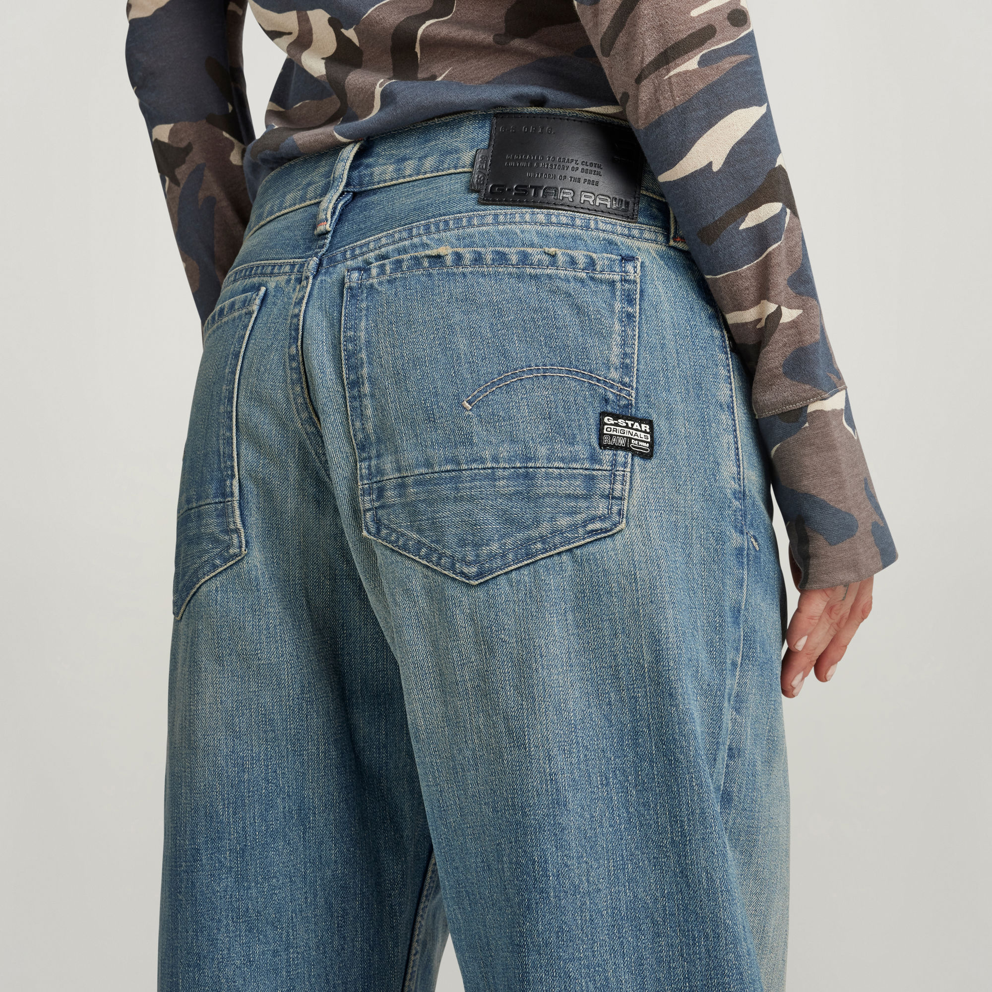 Judee Low Waist Loose Destroyed Jeans | Medium blue | G-Star RAW®