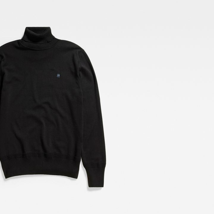 Core Turtle Knitted Sweater